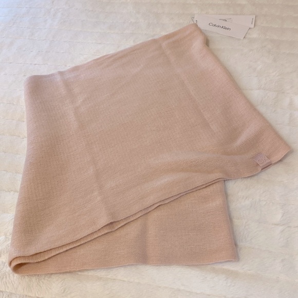 Calvin Klein | Accessories | Calvin Klein Infinity Loop Scarf Blush Nwt ...